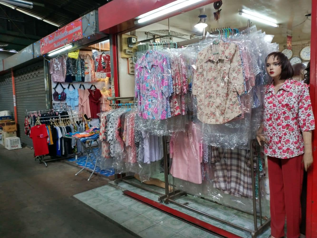 Chiang Mai South Gate Market - Opening Hours, Address, Food & Produce